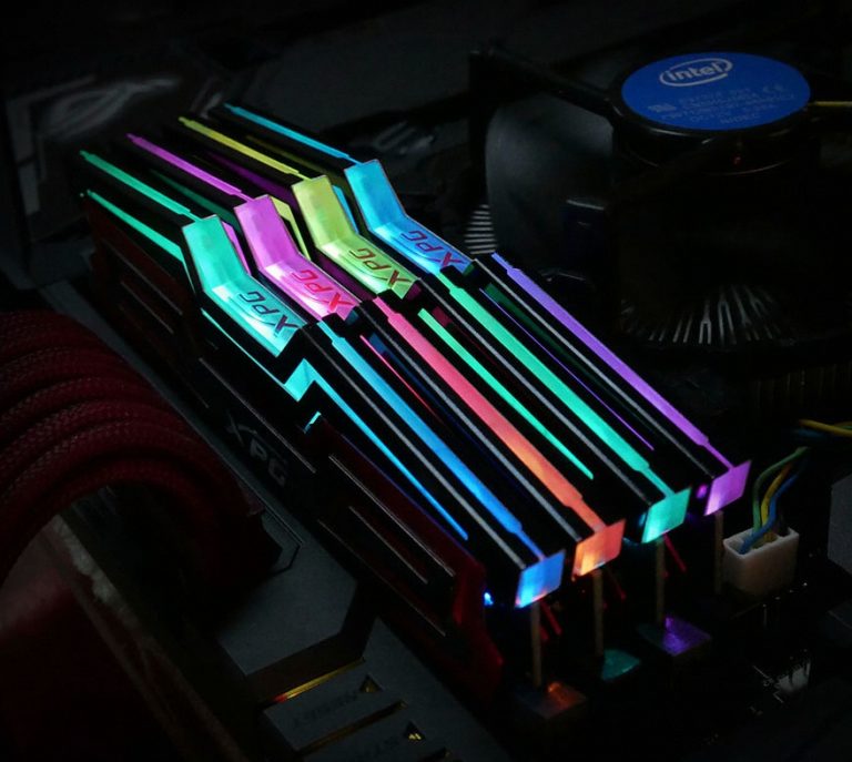 STCOM,스타일리쉬 RGB LED 적용 XPG 스펙트릭스 D40 게이밍메모리 출시 | STCOM